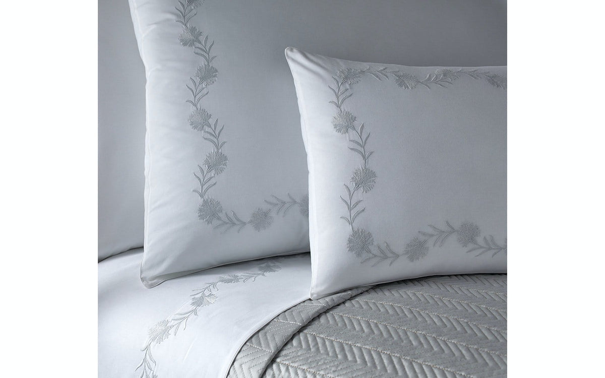 Daphne Bedding – The Little House Shop